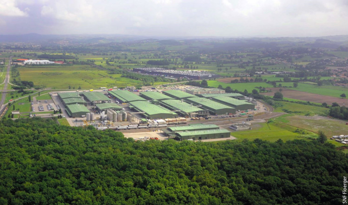 Explosions dans une usine chimique